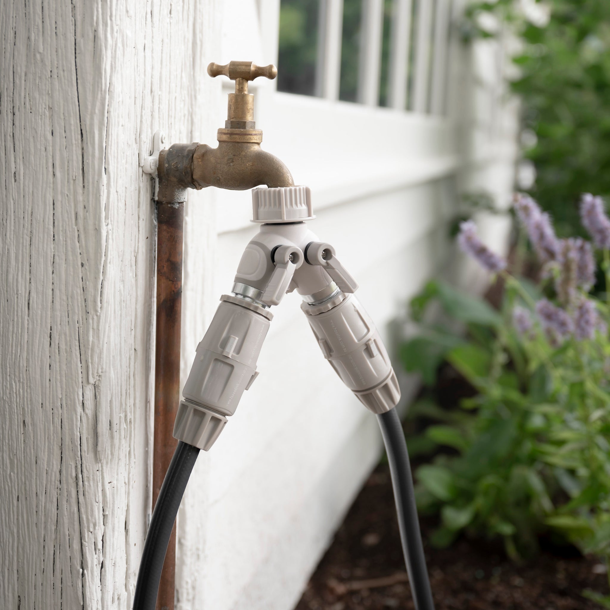 Easy Turn 2-Way Faucet Adapter | Garden Faucet | Hoselink USA