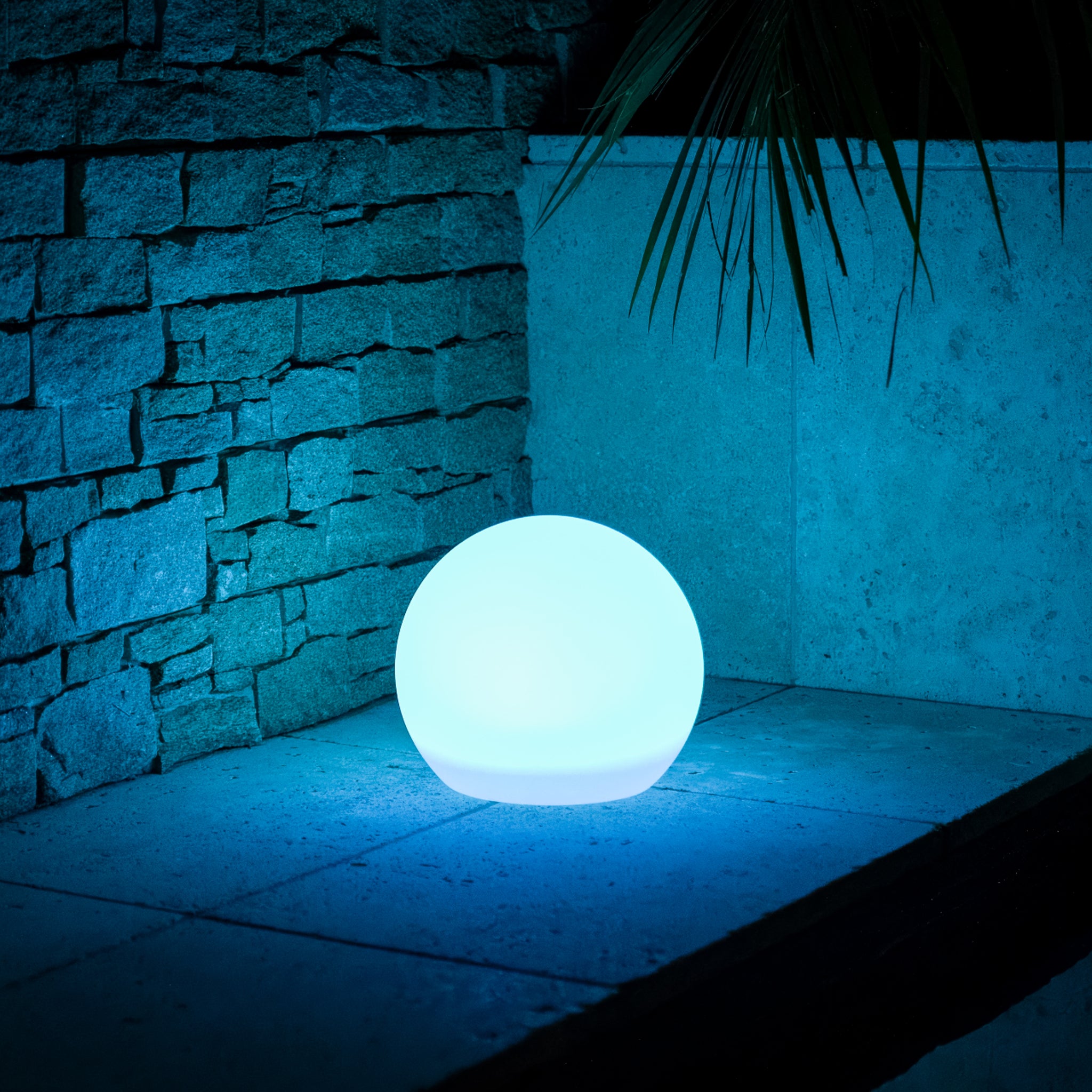 Outdoor Sphere Lights | Solar | Hoselink – Hoselink USA